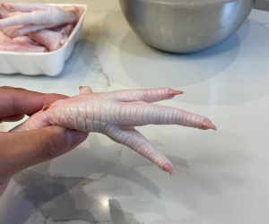 Pickled Chicken Feet - Kwokspots