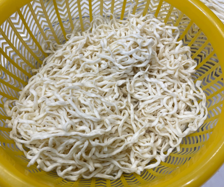 Longevity Noodles (Yi Mein) - Kwokspots