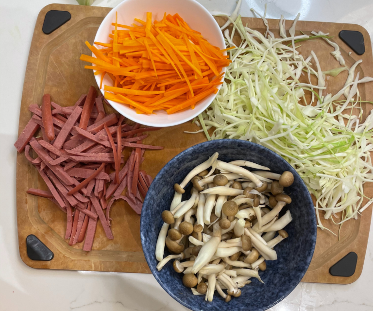 Longevity Noodles (Yi Mein) - Kwokspots