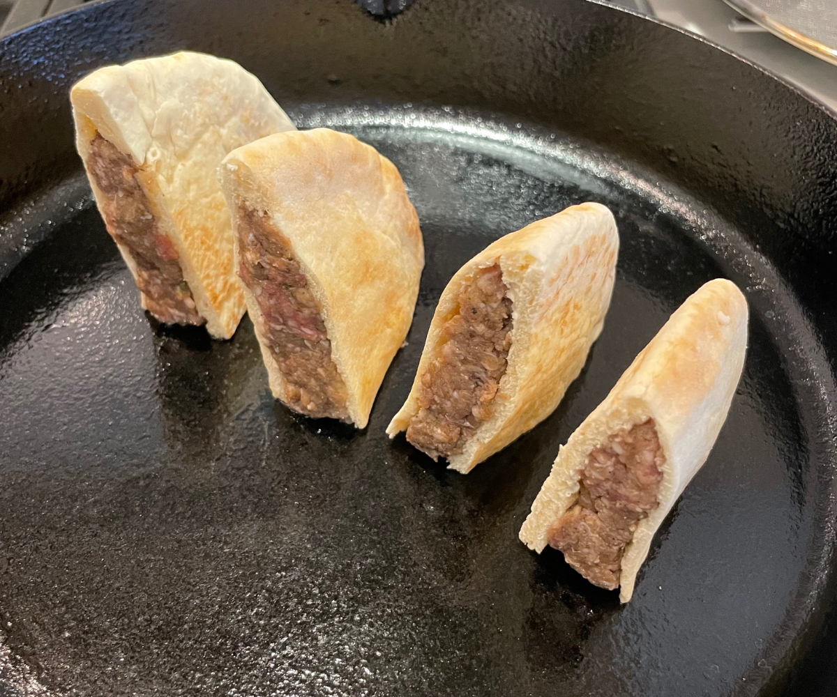 Arayes (Lebanese Meat Stuffed Pita) - Kwokspots